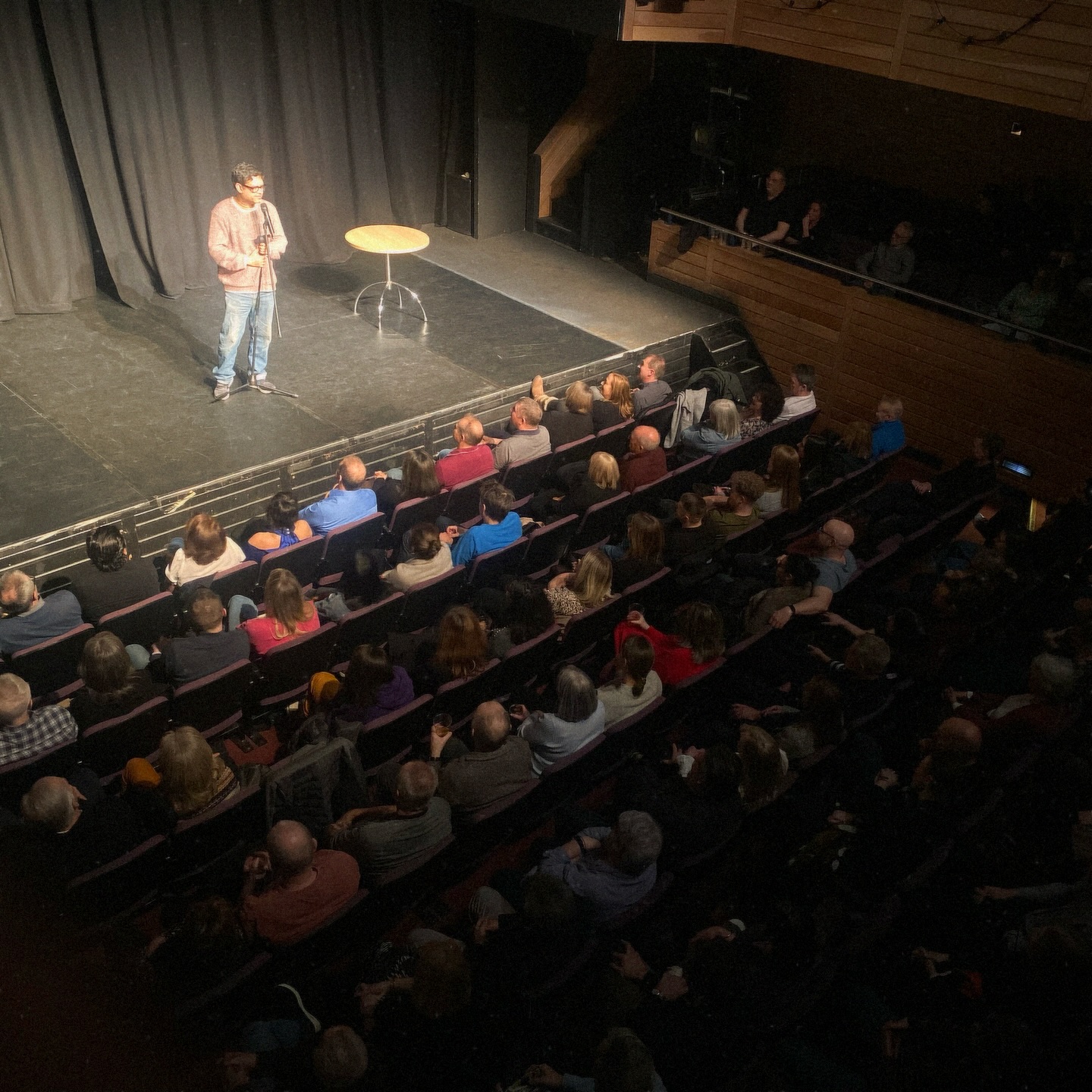 WARWICK COMEDY CLUB opens to energetic crowd at Bridge House Theatre ...